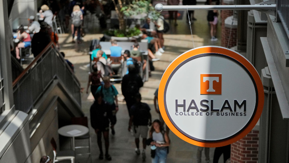 Haslam’s 2020-21 Graduating Class Achieves Record Student Outcomes ...