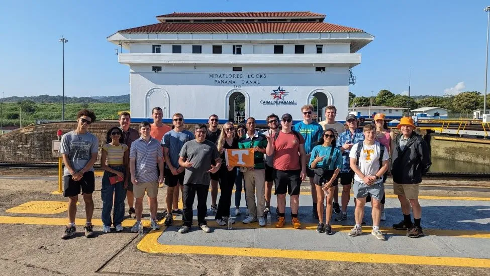 UT Haslam Students Dive into Panama’s Bustling Global Supply Chain ...